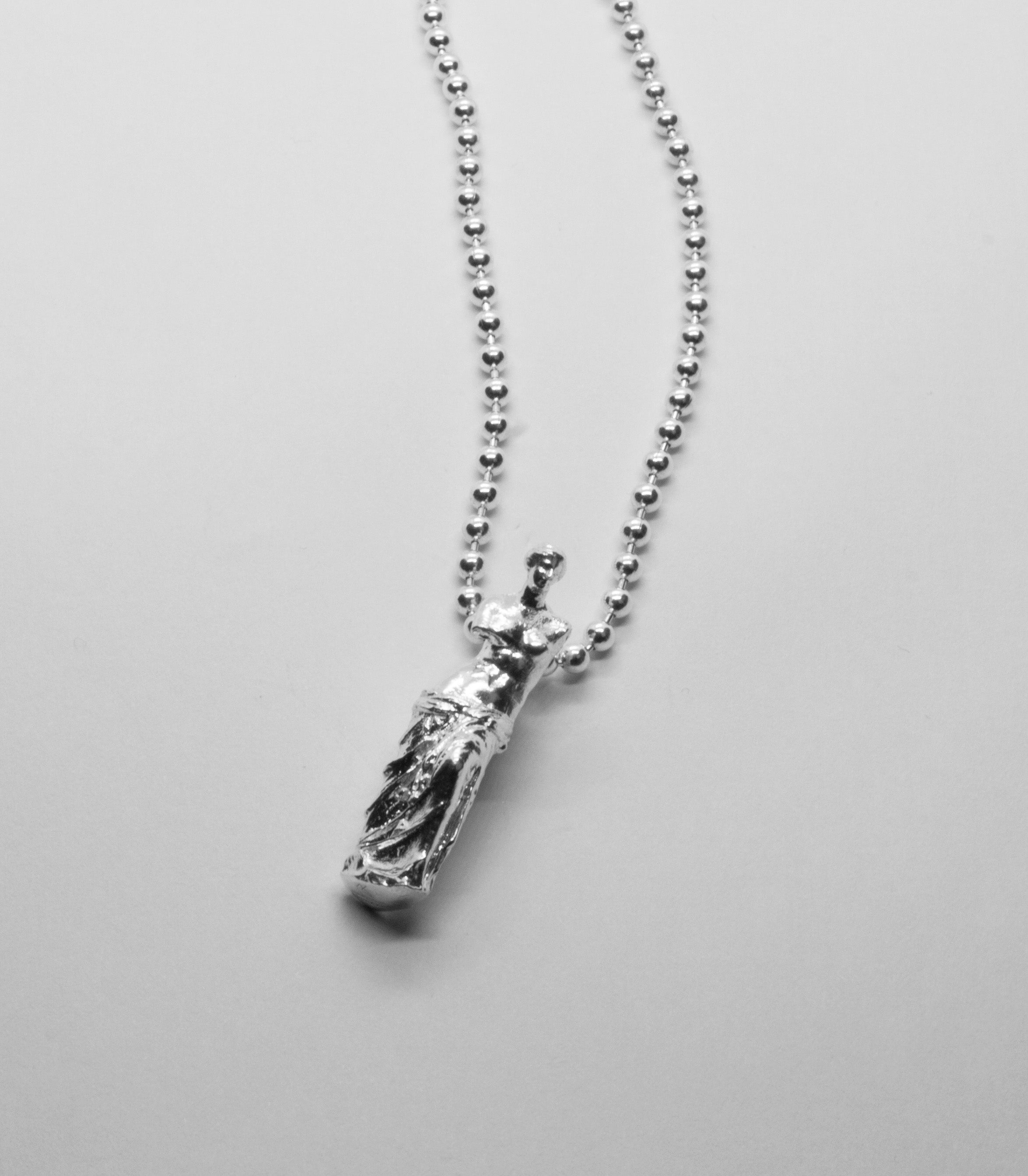 Venus de Milo Necklace in 925 Silver | Alternative and Sophisticated ...