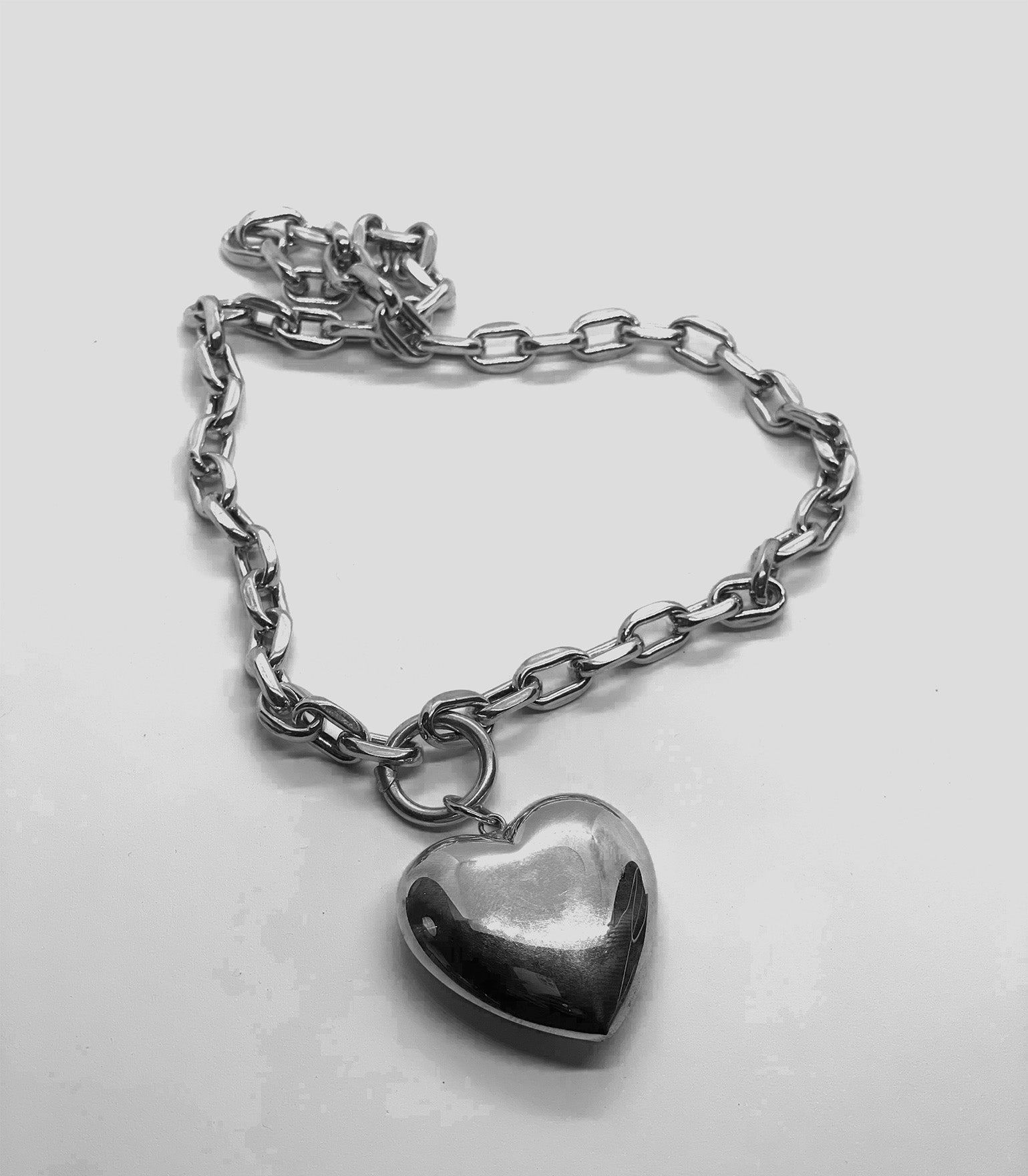 Surrendering Love Chain in 925 Silver | Alternative and Inclusive ...